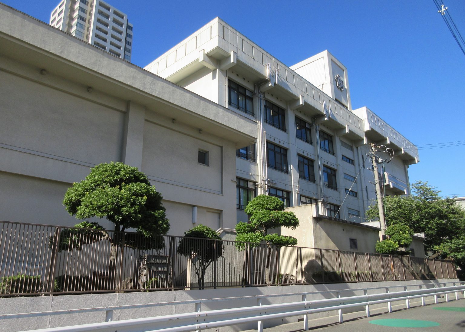 Schools in Osaka | RE/MAX APEX