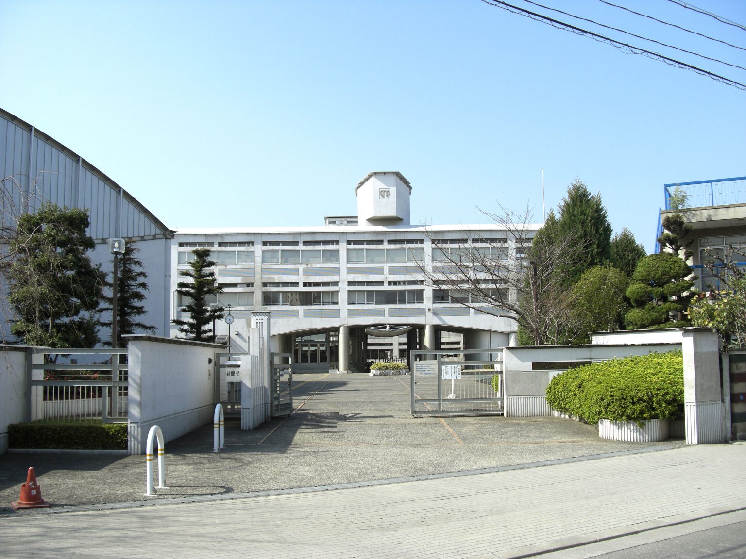 Schools in Osaka | RE/MAX APEX